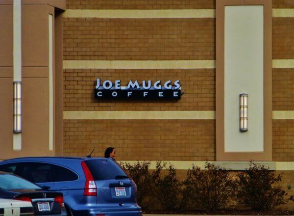 17 Coffee Shop Franchises Other Than Starbucks | Food For Net