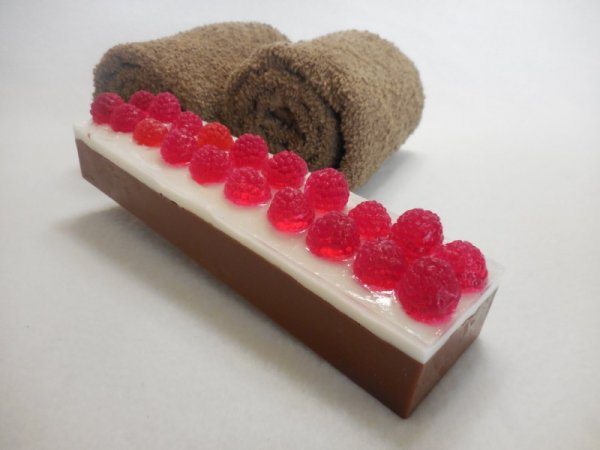 50 Incredible Food-Inspired Homemade Soaps You Gotta See To Believe ...