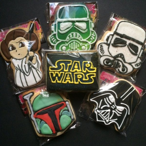 34 Great Star Wars-Themed Cookies For All The Sweet-Toothed Fans | Food ...