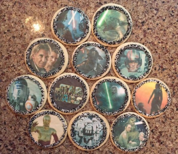 34 Great Star Wars-Themed Cookies For All The Sweet-Toothed Fans | Food ...