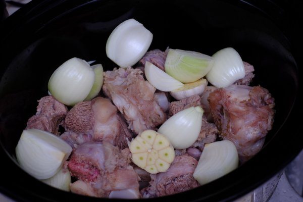 Slow Cooker Caldo de Res (Mexican Beef Soup) | Food For Net