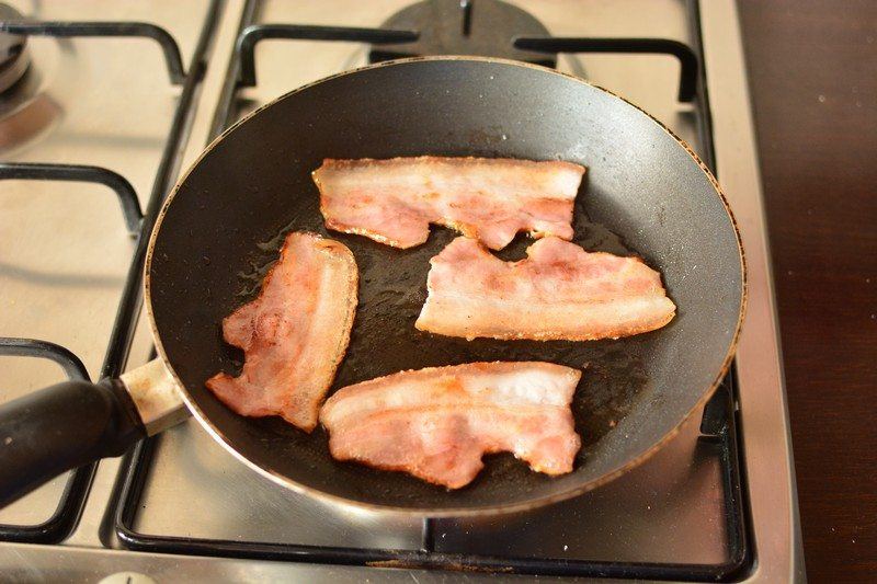Beef and Bacon Wraps with Summer Salad and Basil | Food For Net