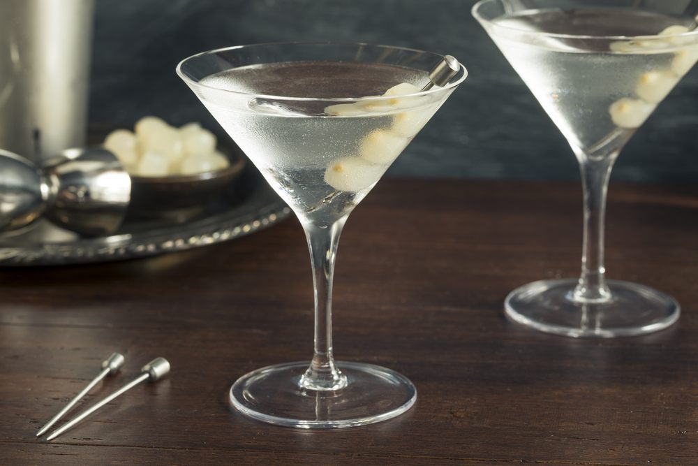 31 Two-Ingredient Cocktails That Make It Easy To Be Your Own Bartender ...
