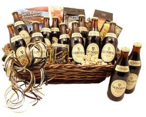 45 Beer Gift Baskets For Men To Start The Holiday Season Right | Food ...