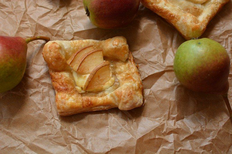 Quick Pear and Demerara Sugar Mini Tarts | Food For Net