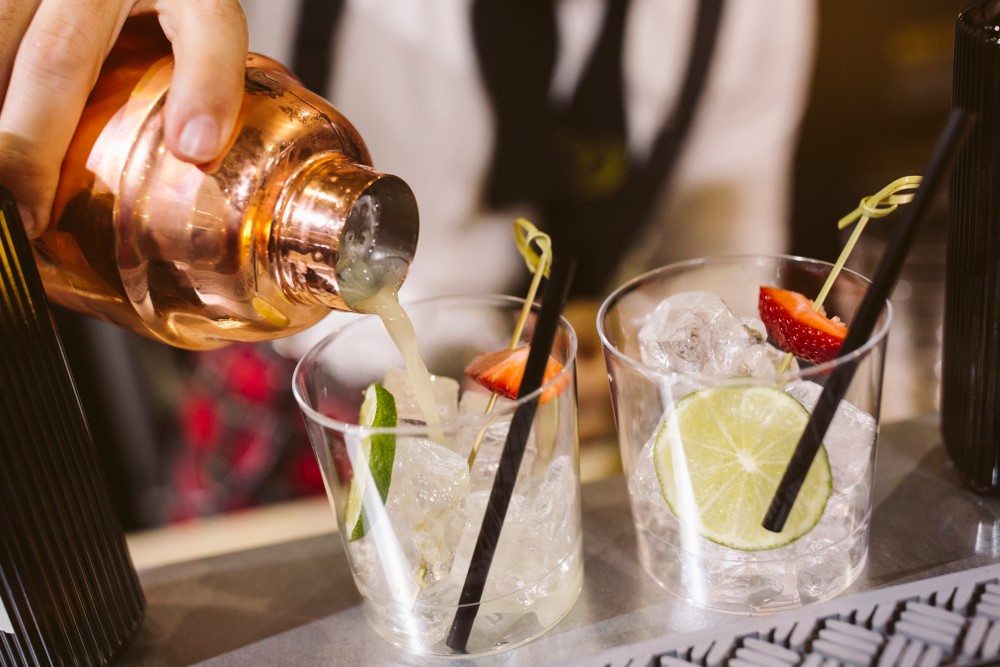 What Is Gin Made From, And What Are Botanicals? | Food For Net