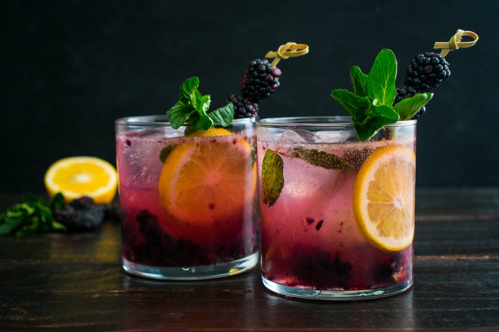 27 Healthy Cocktail Garnishes To Make Your Next Drink A Stand Out ...