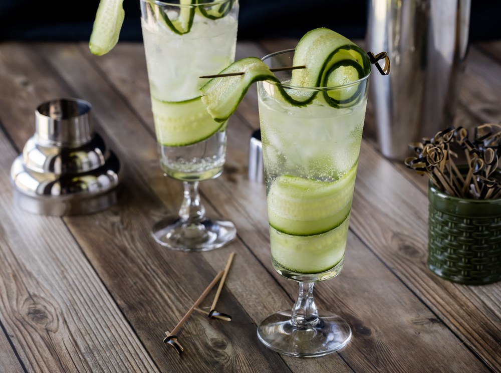 27 Healthy Cocktail Garnishes To Make Your Next Drink A Stand Out ...
