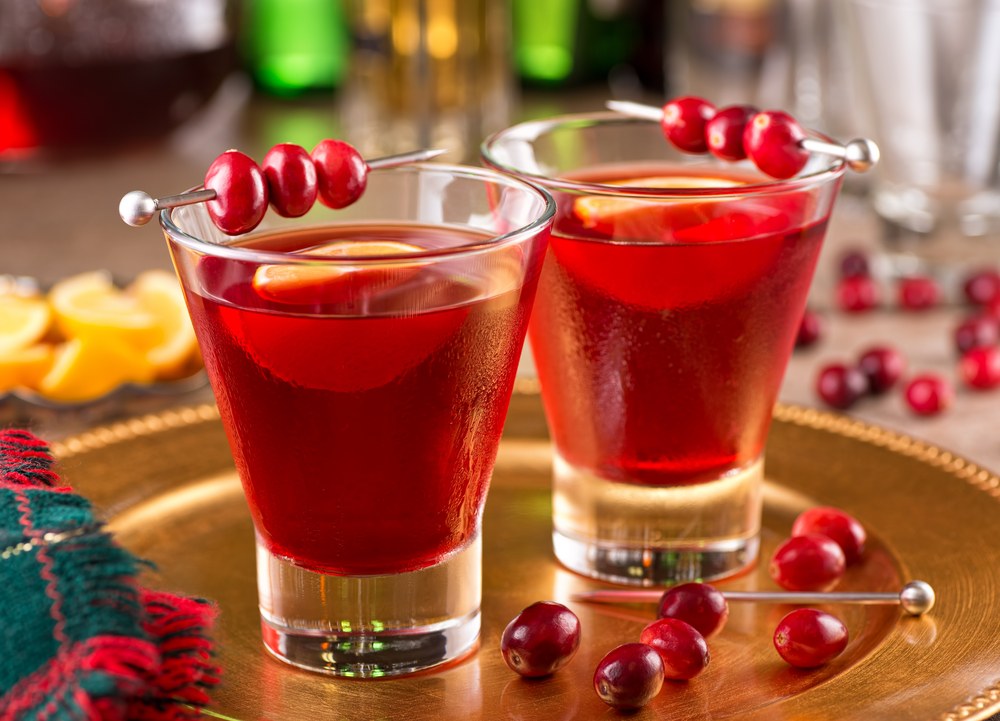 27 Healthy Cocktail Garnishes To Make Your Next Drink A Stand Out ...