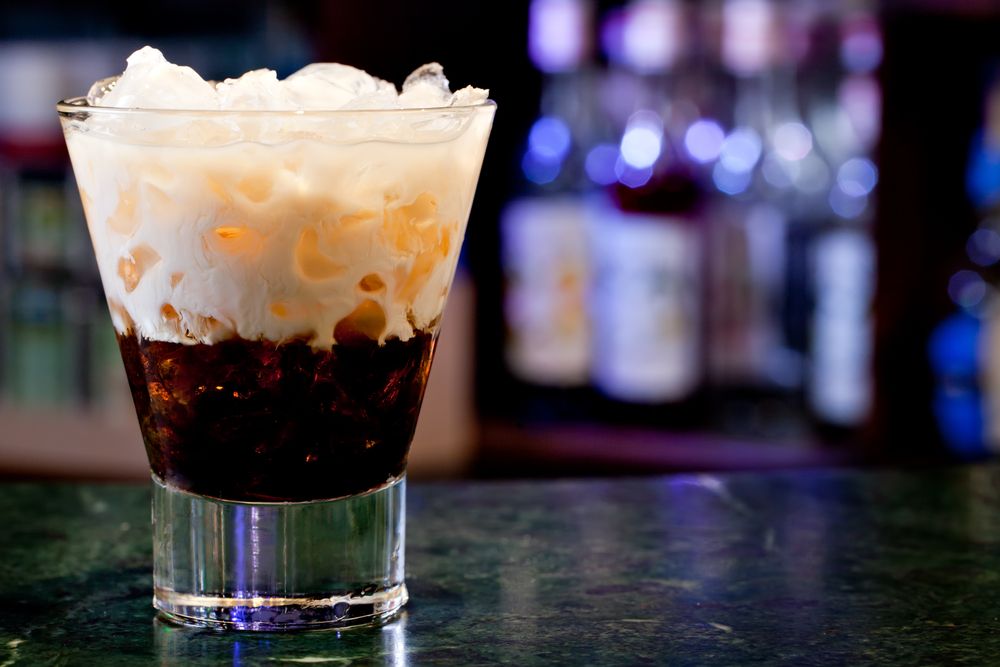 28 Popular 70s Drinks For Getting Your Groove On | Food For Net