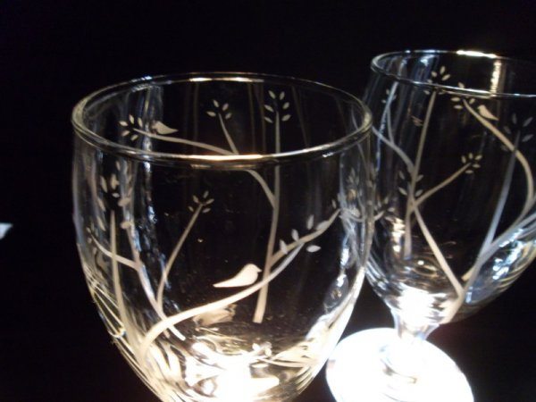 42 Custom Wedding Glassware Ideas From The Geniuses At Etsy | Food For Net