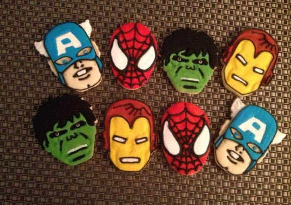 26 Fun Cookies For Any Superhero Fan | Food For Net