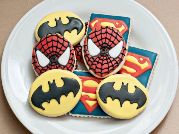 26 Fun Cookies For Any Superhero Fan | Food For Net