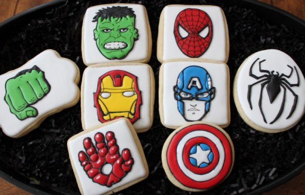26 Fun Cookies For Any Superhero Fan | Food For Net